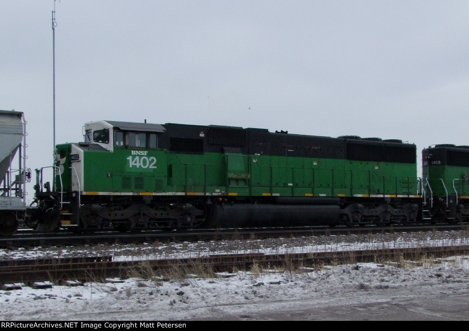 BNSF 1402
